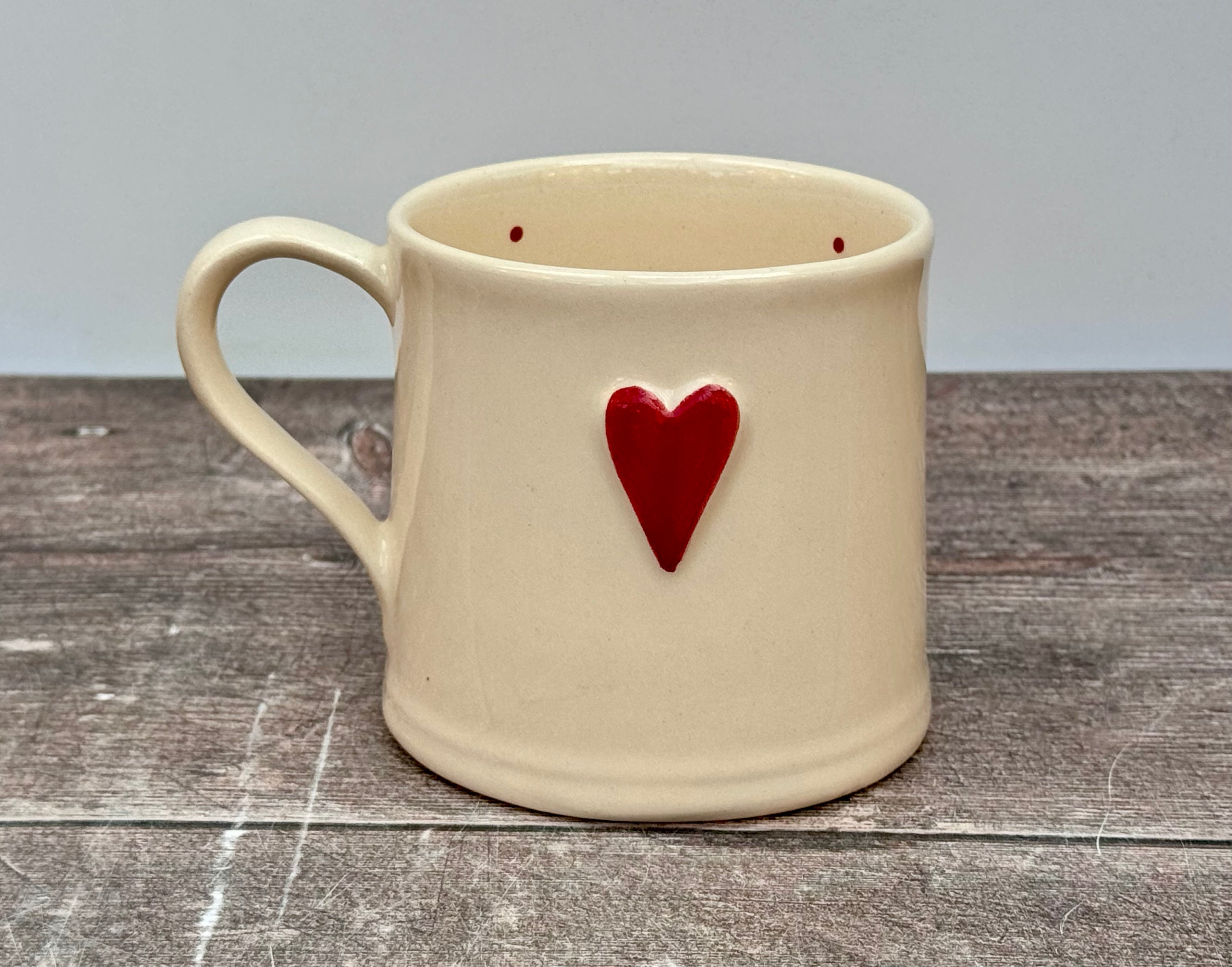 Red Heart Mug, 250ml – Hampton Homeware