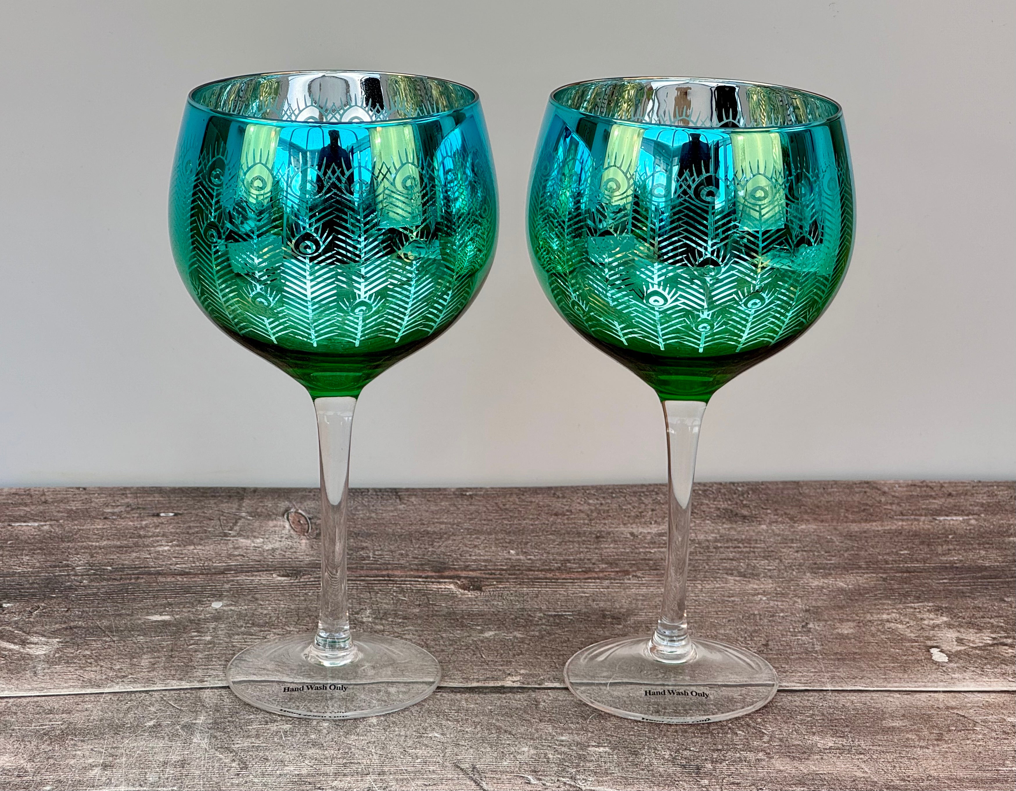 Set of 2 Peacock Gin Balloon Copa Glasses – Hampton Homeware